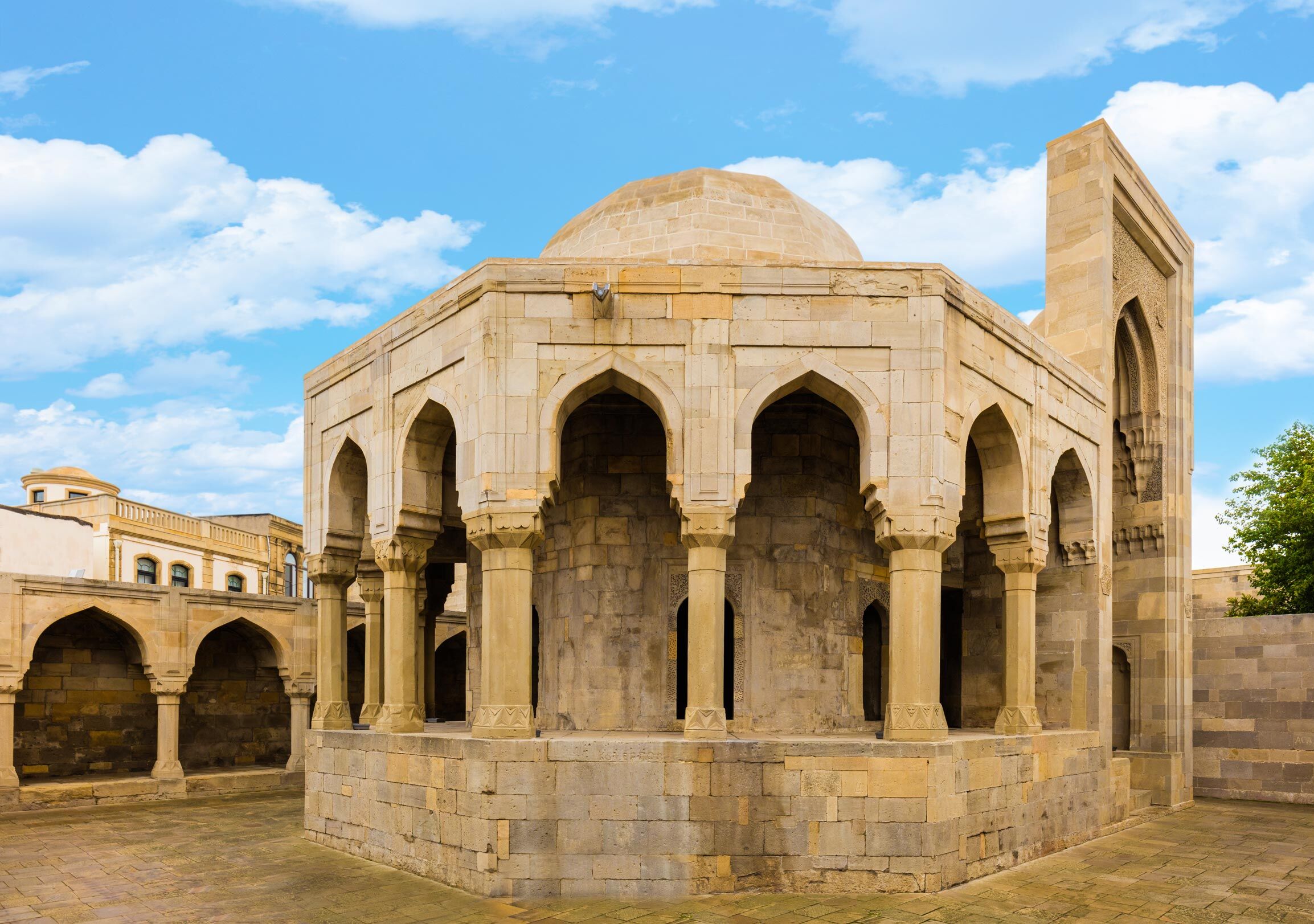 Explore Baku's Old City | Azerbaijan Travel