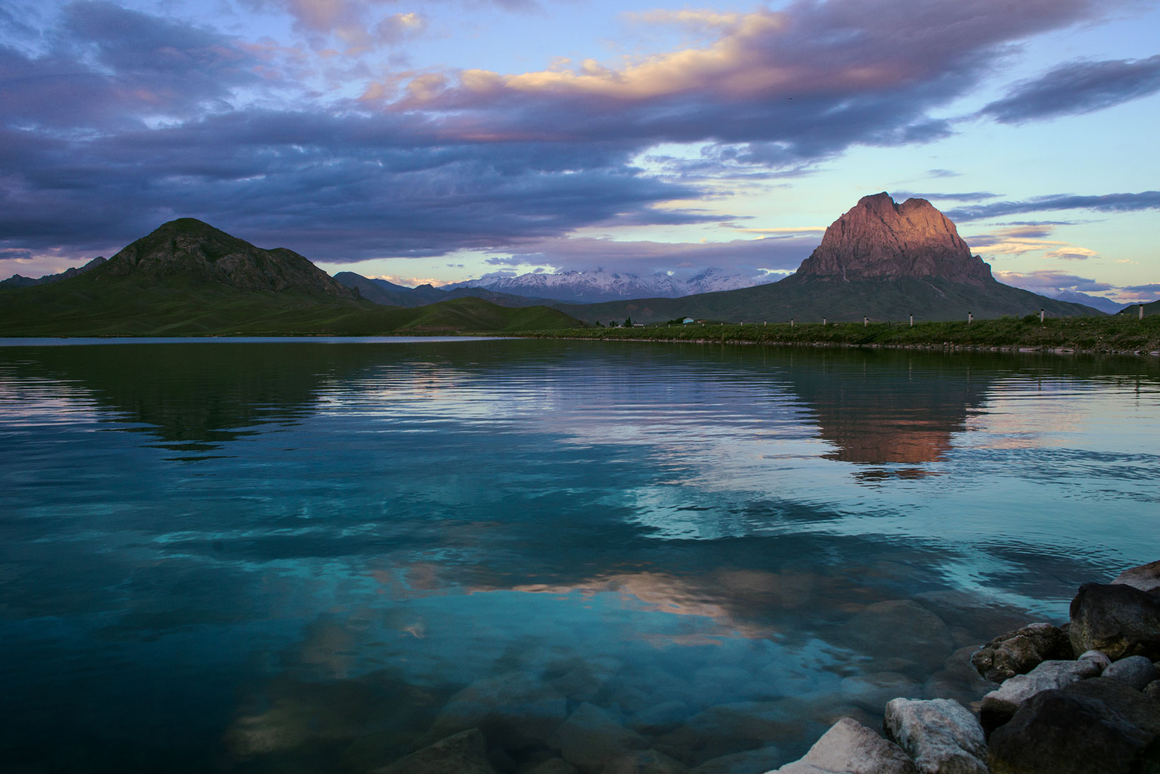 Relax at Lake Batabat | Azerbaijan.Travel